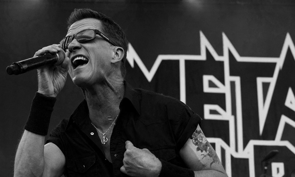 Surgen nuevos detalles de la muerte de Mike Howe - Crónica Rock